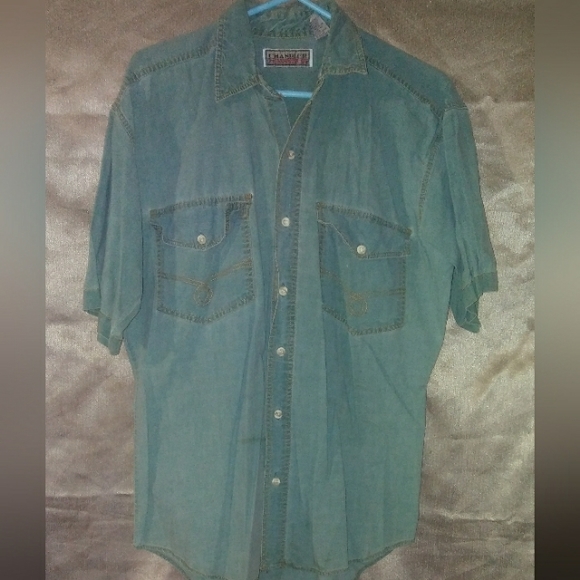 Chandler | Shirts | Chandler Green Faded Look Short Sleeve Button Down ...
